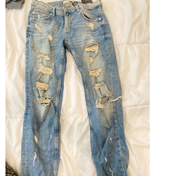 Zara | Jeans | Zara Ripped Jeans | Poshmark